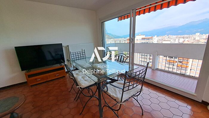 Grenoble, Eaux-Claires, Mistral : Appartement 4 pièces à louer