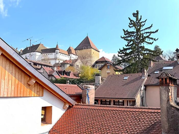Appartement à vendre - Annecy, Centre-ville, Vieille ville, Marquisats - 4 pièces - 3 chambres