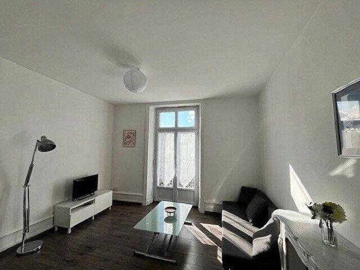 Hôtel de Ville, Cognac - Appartement 2 pièces à louer