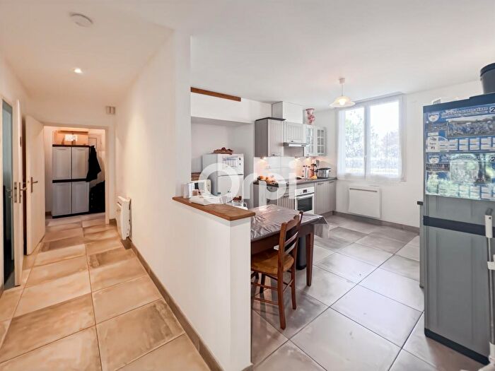 Appartement 4 pièces à vendre - Oloron-Sainte-Marie
