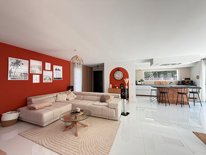 Maison 5 pièces à Aubie-et-Espessas, à vendre