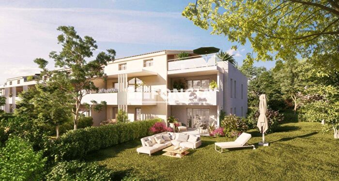 Partie Nord Est, Saint-Rémy-de-Provence : Appartement 3 pièces à louer