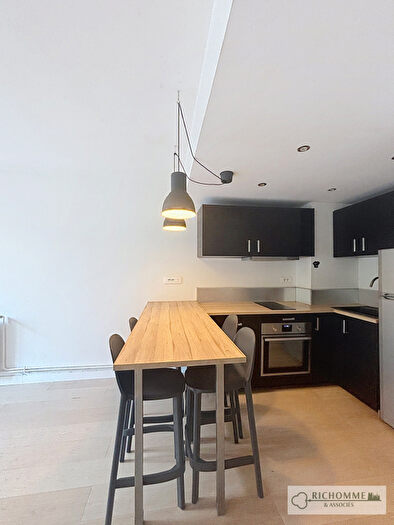 Appartement à louer - Reims, Centre-ville - 2 pièces - 1 chambre