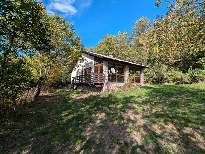 Maison 6 pièces à vendre à Beauvezer