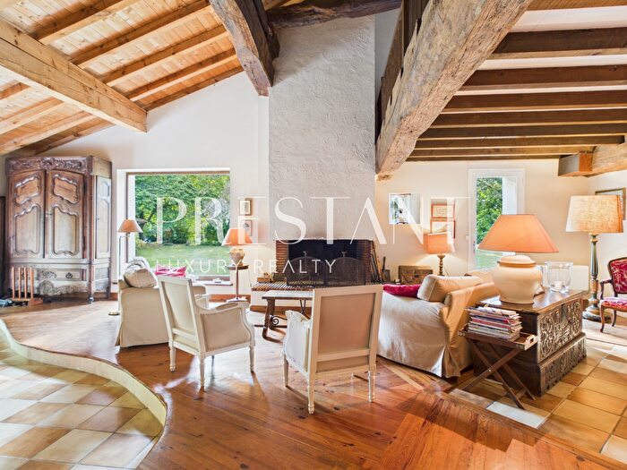 Maison à vendre - Saint-Martin-de-Seignanx - 9 pièces - 6 chambres