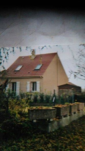 Maison 4 pièces à louer - Saint-Remy-sous-Broyes