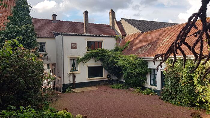 Maison à vendre - Fruges - 7 pièces - 3 chambres