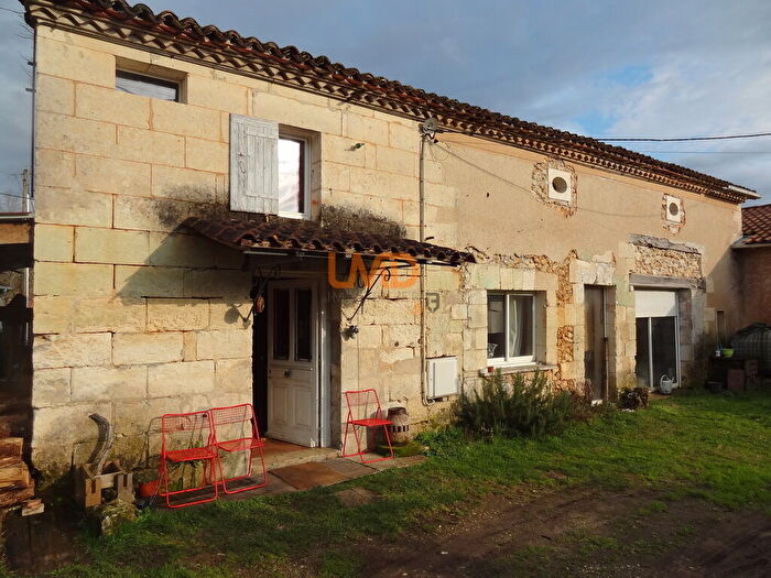 Maison à vendre - Beauronne - 5 pièces - 2 chambres