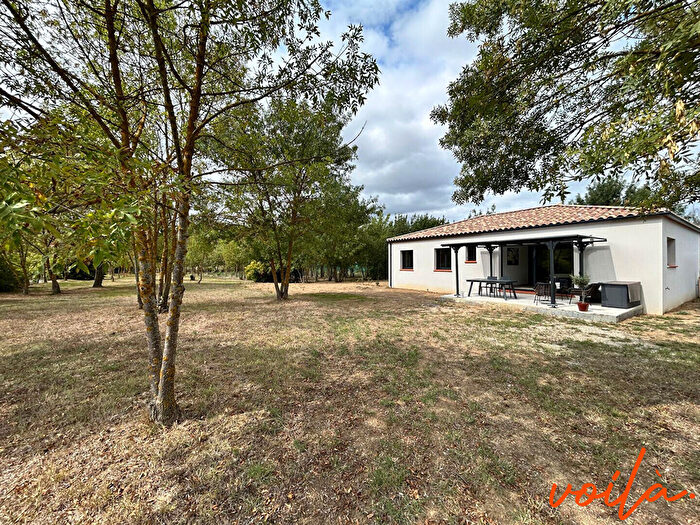 Maison à vendre - Villemoustaussou - 4 pièces - 3 chambres