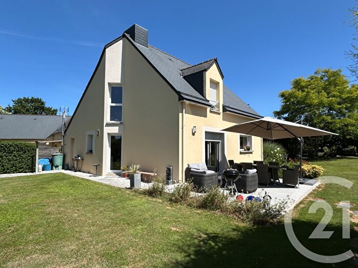 Maison à vendre - Saint-Germain-en-Coglès - 5 pièces - 4 chambres