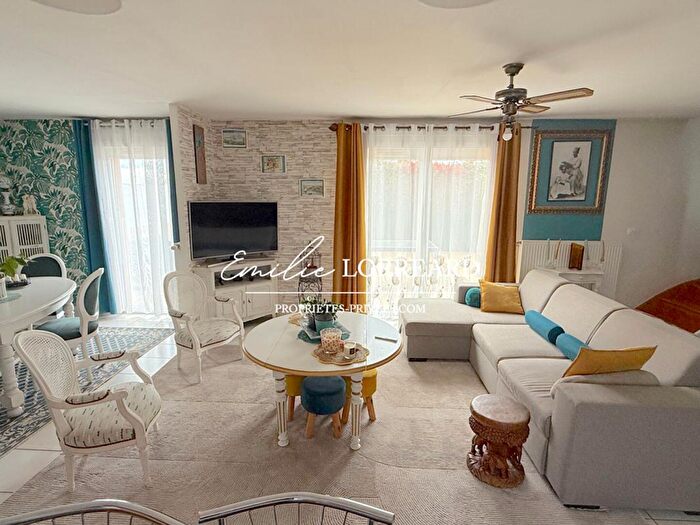 Maison à vendre - Champagné - 5 pièces - 3 chambres