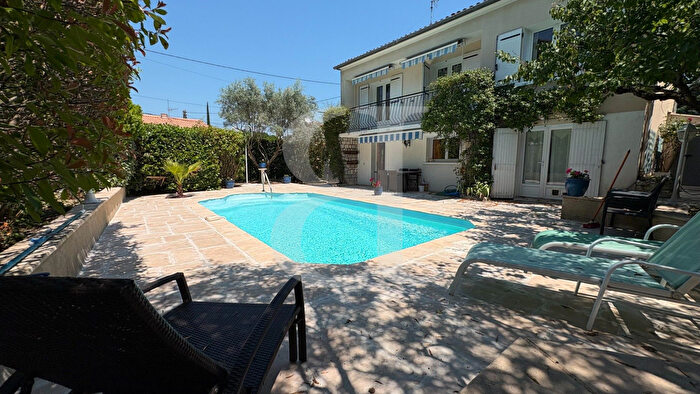 Maison à vendre - Vaison-la-Romaine - 4 pièces - 3 chambres