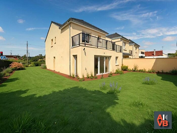 Maison à vendre - Lagny-sur-Marne - 6 pièces - 5 chambres