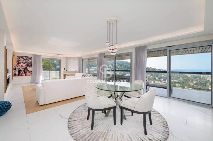 Appartement à vendre - Le Cannet, Haut Cannet - 4 pièces - 3 chambres