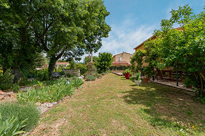 Riez : Maison 11 pièces à vendre