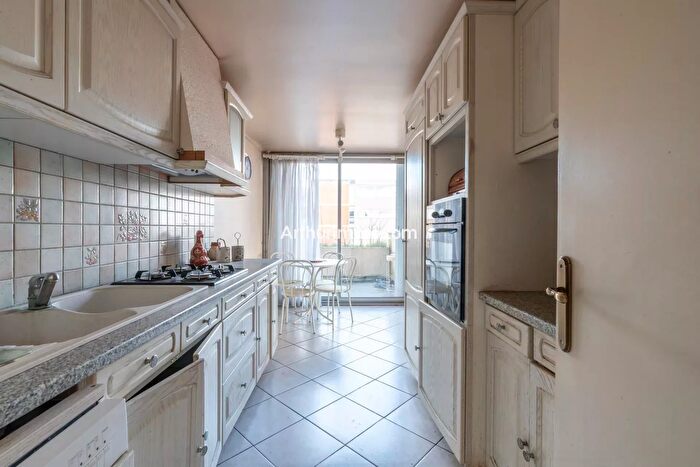 Sucy-en-Brie, Centre-ville : Appartement 5 pièces à vendre