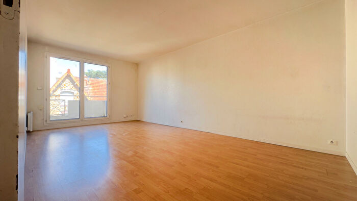 Gagny, Centre-ville - Appartement 2 pièces à vendre
