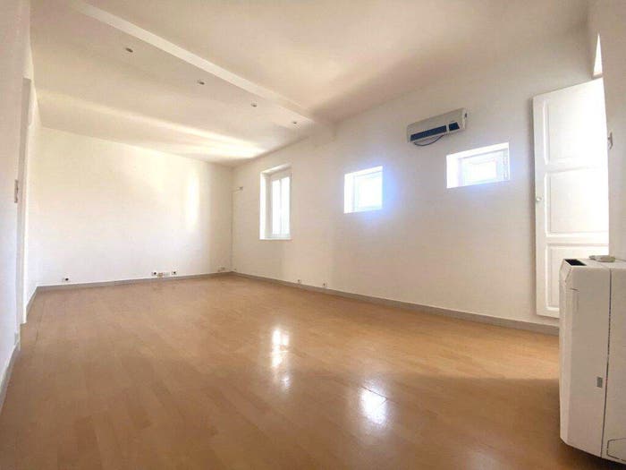 Centre Ville, Saint-Laurent-du-Var - Appartement 3 pièces à louer