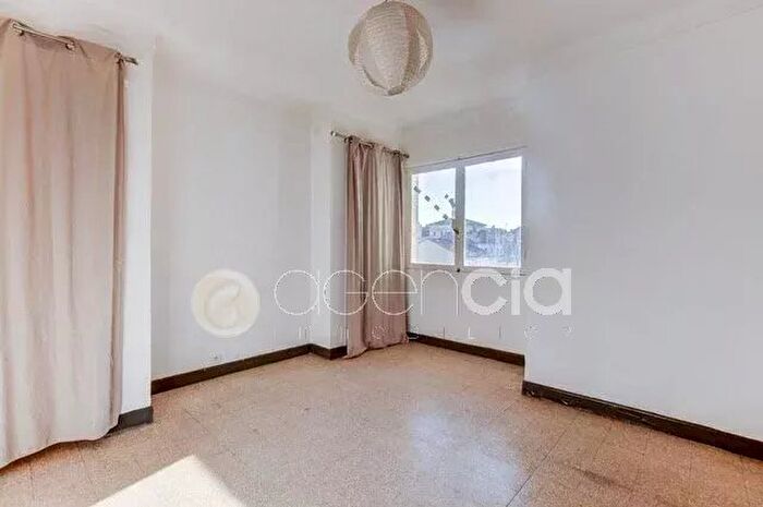 Appartement à louer - Cannes, Californie Pezou - 1 pièce