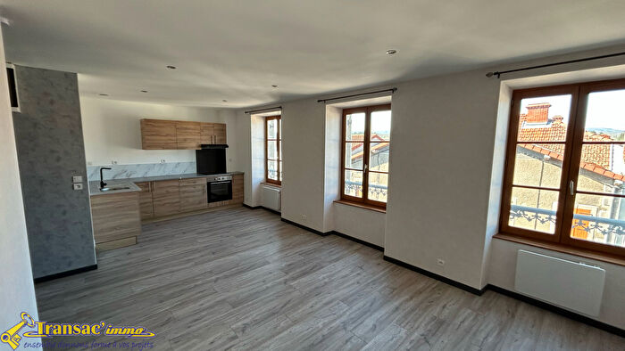 Appartement à louer - Saint-Dier-dAuvergne - 3 pièces - 2 chambres