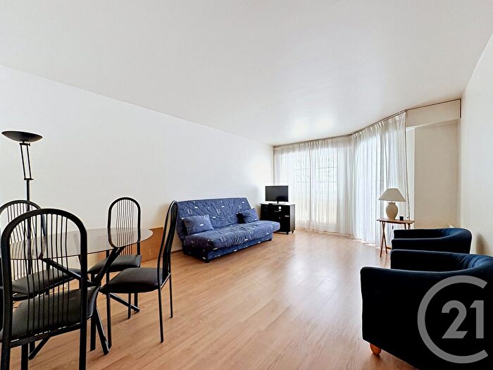 Appartement 2 pièces à vendre à Boulogne-Billancourt, Renault, Billancourt