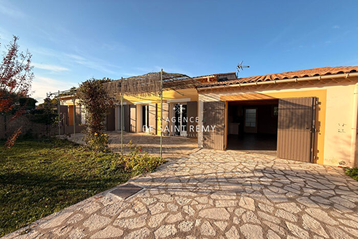 Maison à vendre - Saint-Rémy-de-Provence - 6 pièces - 4 chambres