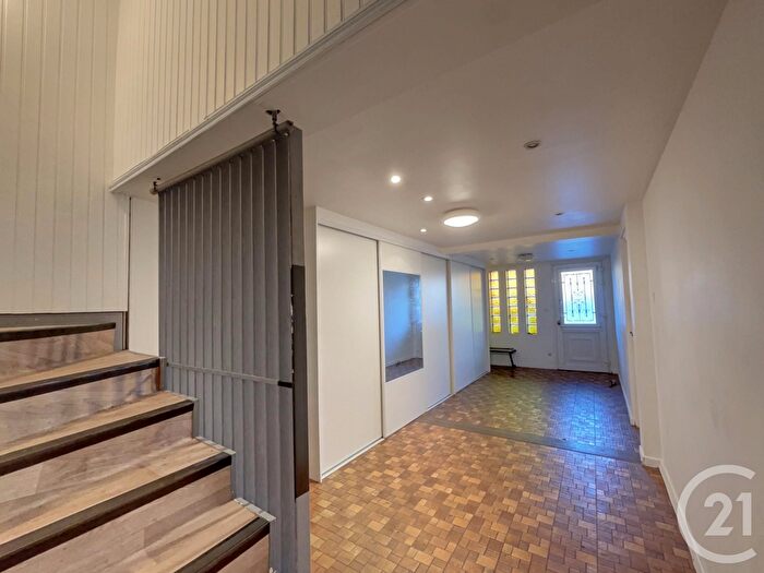 Le Blanc-Mesnil, Centre, Tilleuls : Maison 7 pièces à vendre