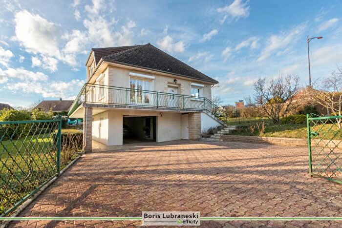 Maison à vendre - Auxerre, Les Boussicats - 5 pièces - 4 chambres