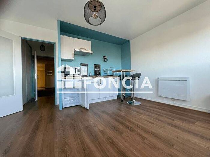 Appartement à louer - Kerfeunteun, Quimper - 1 pièce