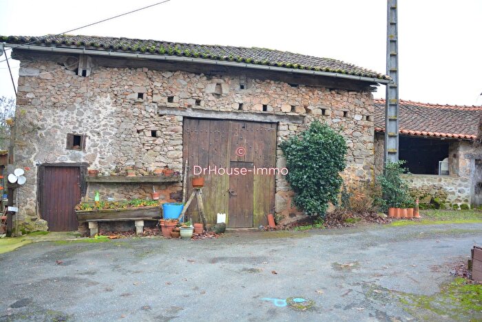 Maison 4 pièces à vendre à Chéronnac