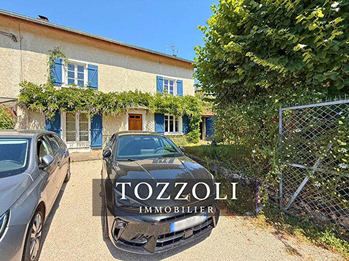 Diémoz : Maison 5 pièces à louer