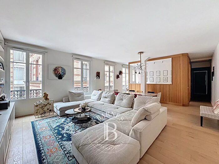 Appartement à louer - Paris e , Monceau, Malesherbes - 4 pièces - 3 chambres