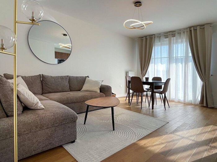 Centre Ville-Commerce, Enghien-les-Bains - Appartement 2 pièces à louer