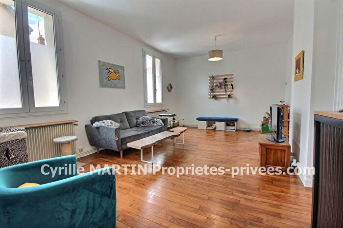 Appartement à vendre - Saint-Jean-de-la-Ruelle, Charles Beauhaire, Paul Doumer, Mairie - 3 pièces - 2 chambres