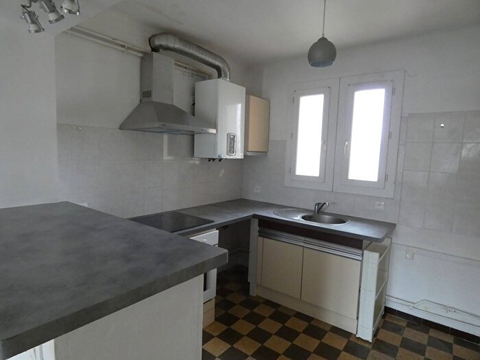 Appartement 3 pièces à Alès, à louer