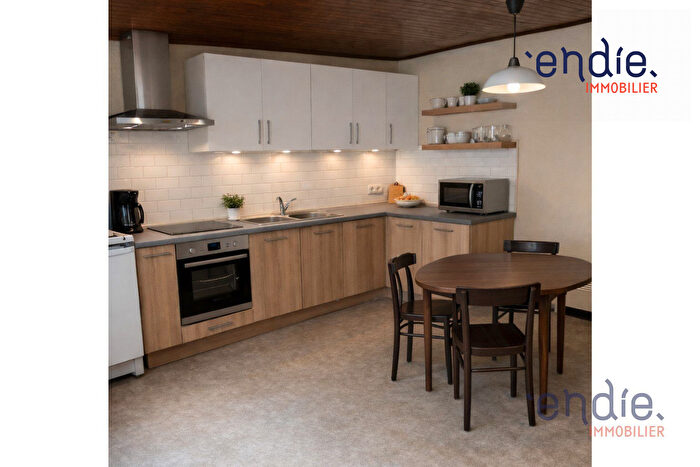 Salins-les-Bains : Appartement 4 pièces à vendre