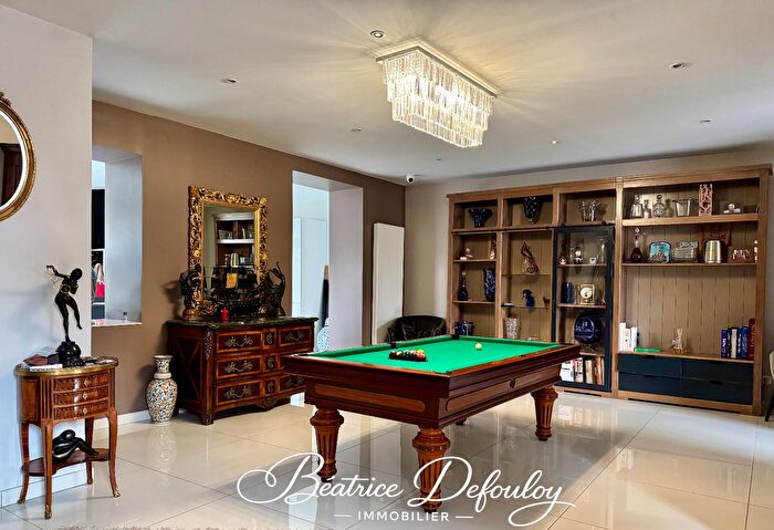 Maison à vendre - Compiègne - 9 pièces - 5 chambres