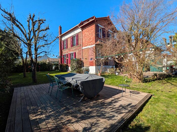 Maison à vendre - Eaubonne, Jean-Jacques Rousseau - 6 pièces - 3 chambres