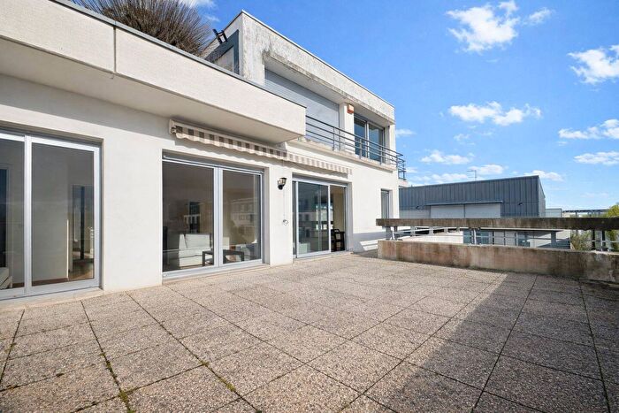 Appartement à louer - Stanislas-Meurthe, Nancy - 4 pièces - 2 chambres