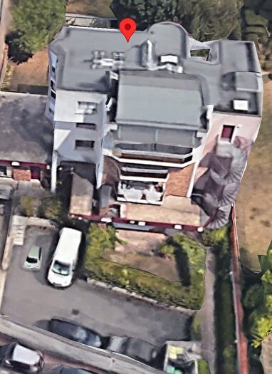 Appartement à louer - Fontenay-sous-Bois, Centre-ville - 4 pièces - 3 chambres