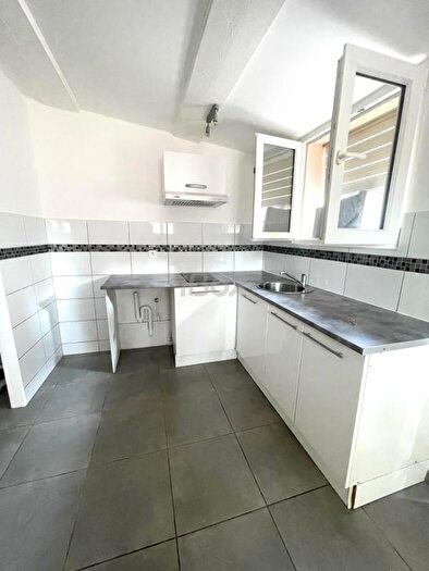 Appartement 1 pièce à Toulon, Lagoubran, à louer