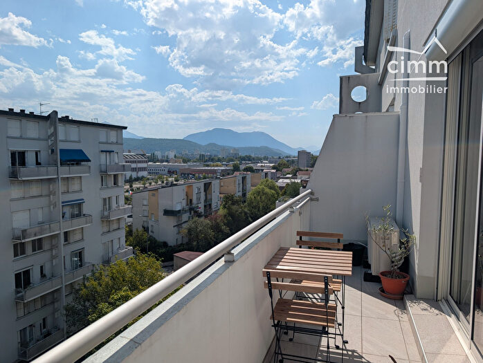 Appartement 4 pièces à Grenoble, Rondeau, à vendre