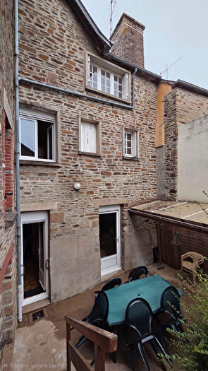 Maison à vendre - Saint-James - 7 pièces - 5 chambres