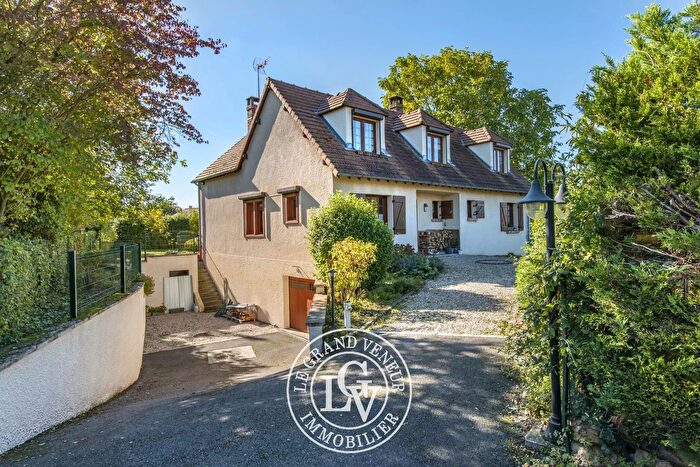 Maison à vendre - Saint-Sauveur-sur-École - 6 pièces - 4 chambres