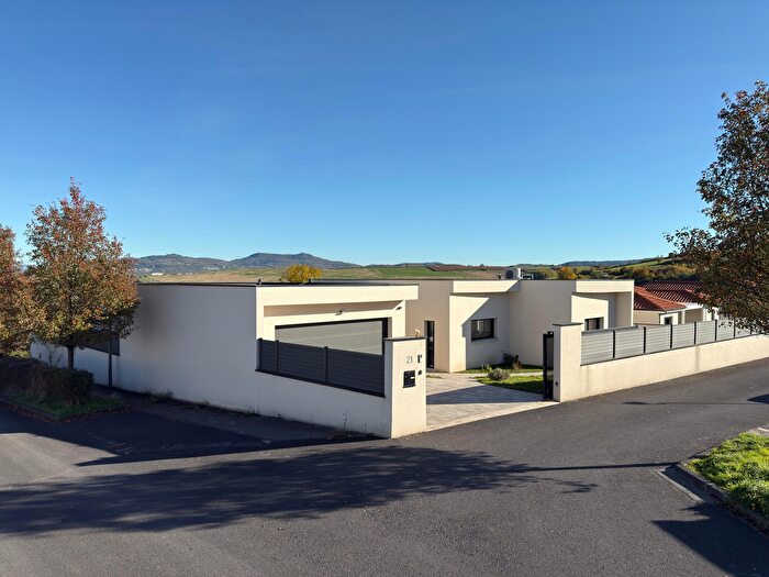 Maison à vendre - Pérignat-lès-Sarliève - 6 pièces - 4 chambres