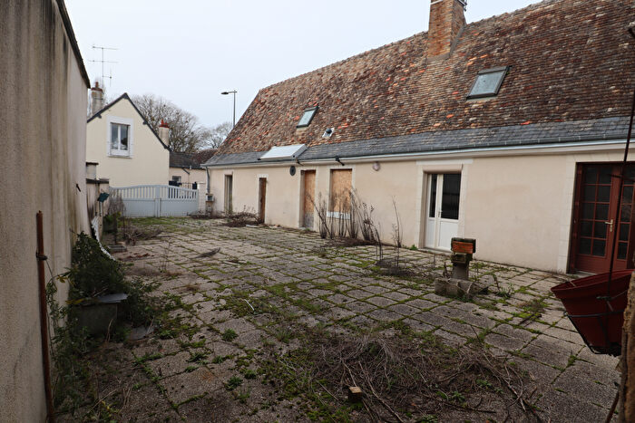 Maison à vendre - Savigné-sur-Lathan - 3 pièces - 2 chambres