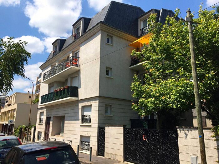 Appartement à louer - Juillet Zola, Alfortville - 1 pièce