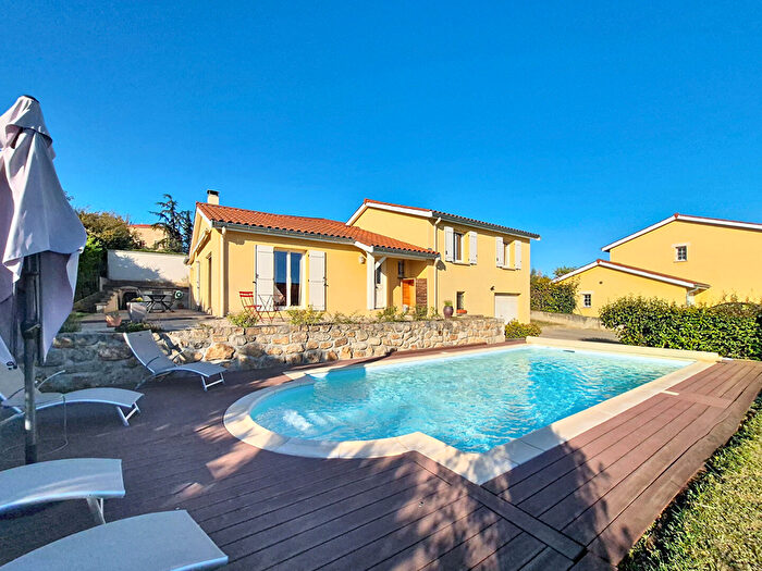 Maison 7 pièces à Chassagny, à vendre