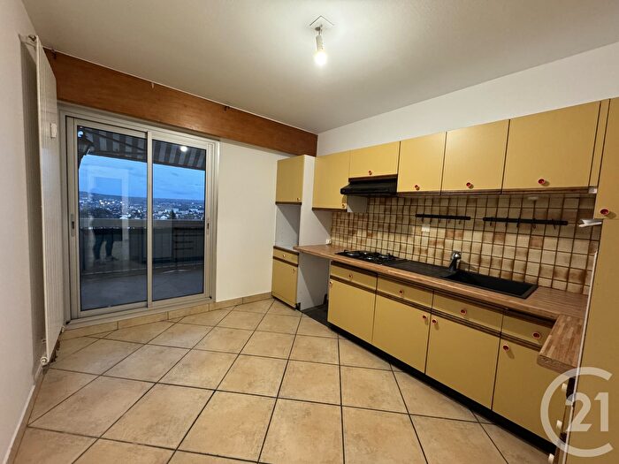 Appartement à louer - Montluçon, Bien Assis, Fours à Chaux - 4 pièces - 3 chambres