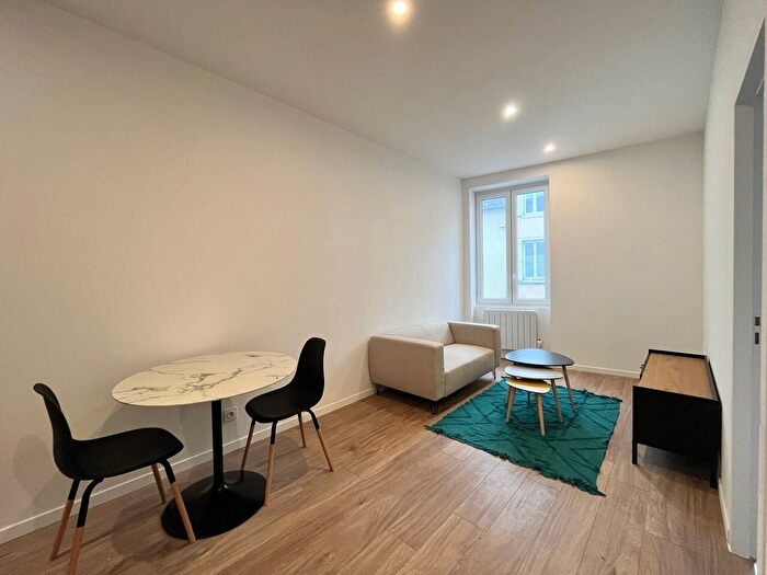Appartement 2 pièces à louer - Centre Nord, Oullins-Pierre-Bénite